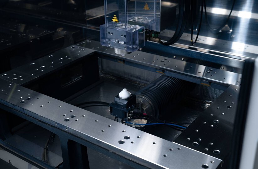 a-C400iC - Explore our advanced models today