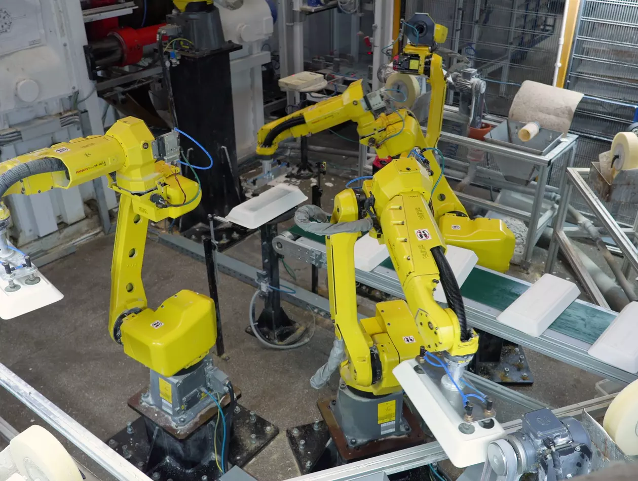 FANUC M-10 series - Slim and fast to small handling jobs